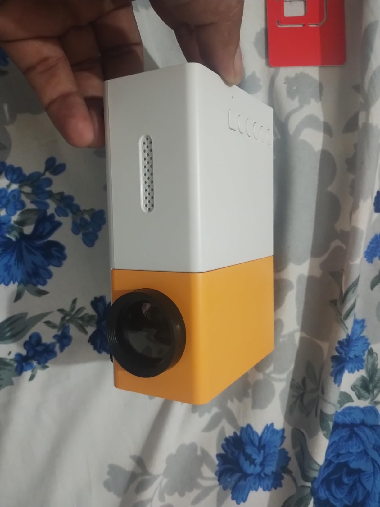 PN AVAN Portable Mini Projector Home Theater with Mini Speaker, LED ...