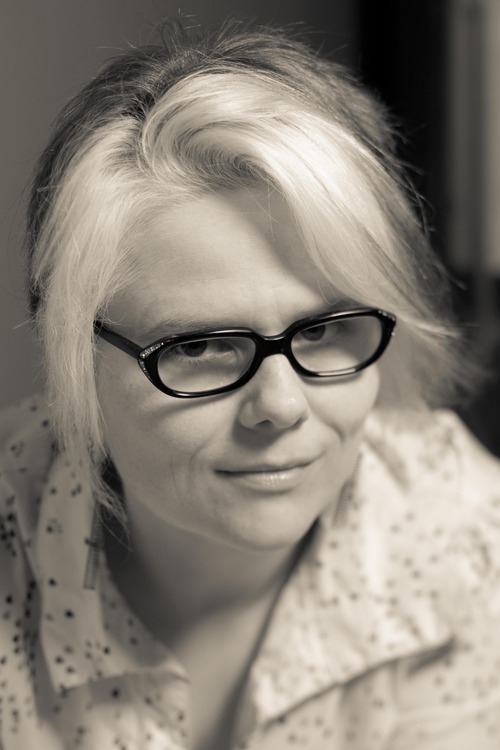 Amazon.com: Sara Ryan: books, biography, latest update