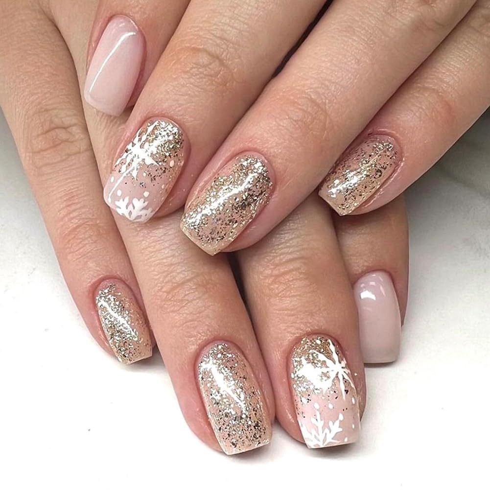Amazon.com: Christmas Press On Nails Short, Christmas Fake Nails With ...