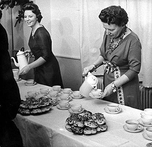 Amazon.com: POSTER A3 Nederland Kerst: koningin Juliana en prinses ...