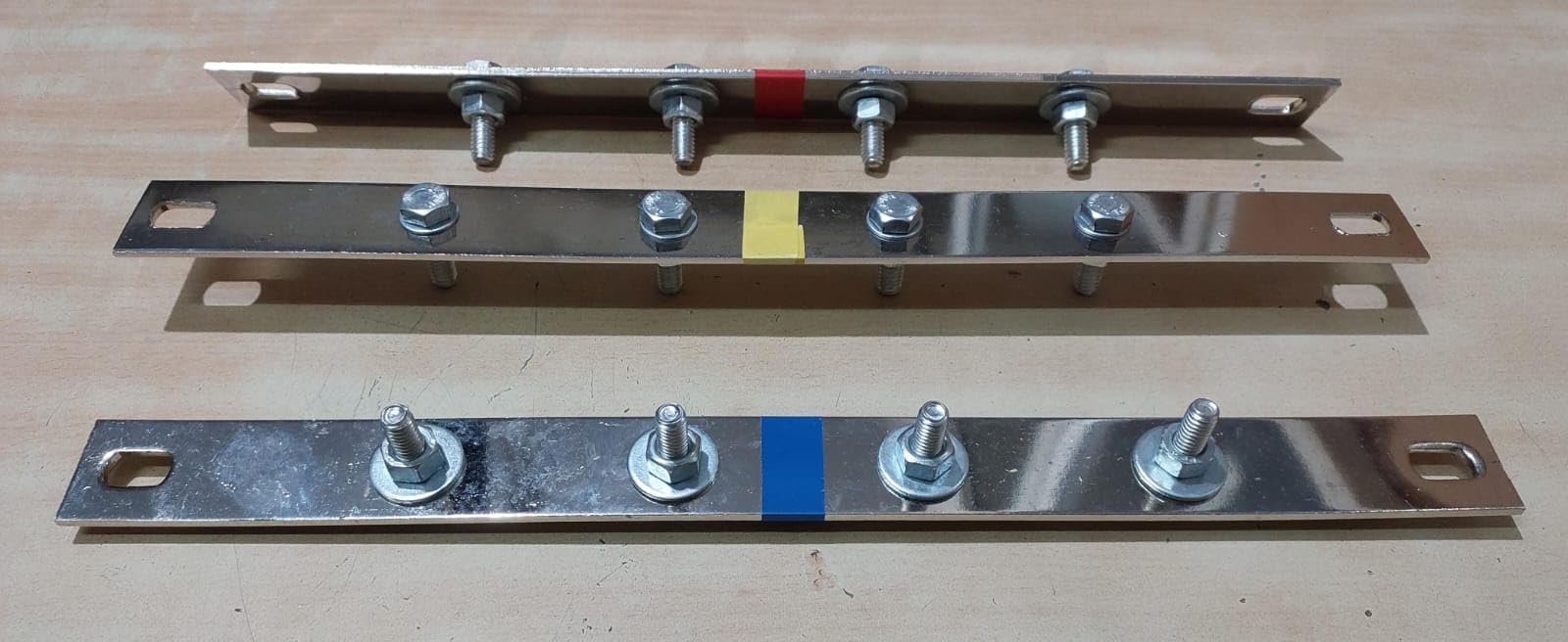 SELVO 200A 4 Way Copper Busbar Strips (DIMENSIONS in MM : 357 x 30 x2.7 ...