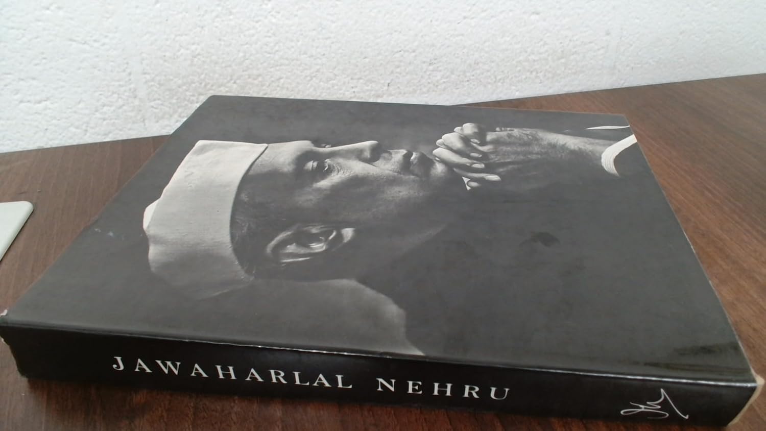 Buy Jawaharlal Nehru Book Online at Low Prices in India | Jawaharlal ...
