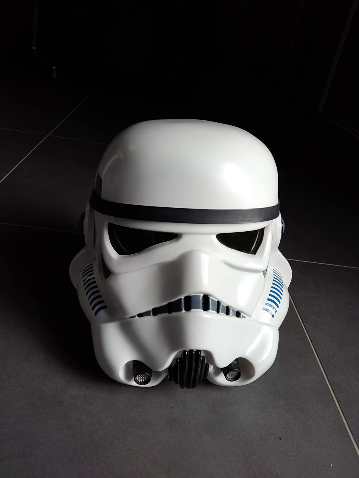 Casque Collector Stormtrooper : Amazon.fr: Mode