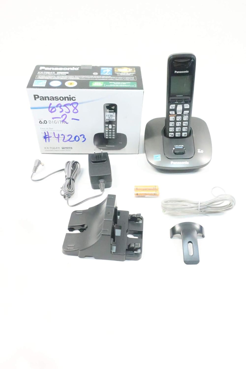 Amazon.com : PANASONIC KX-TG6411 Black Expandable Digital Cordless ...