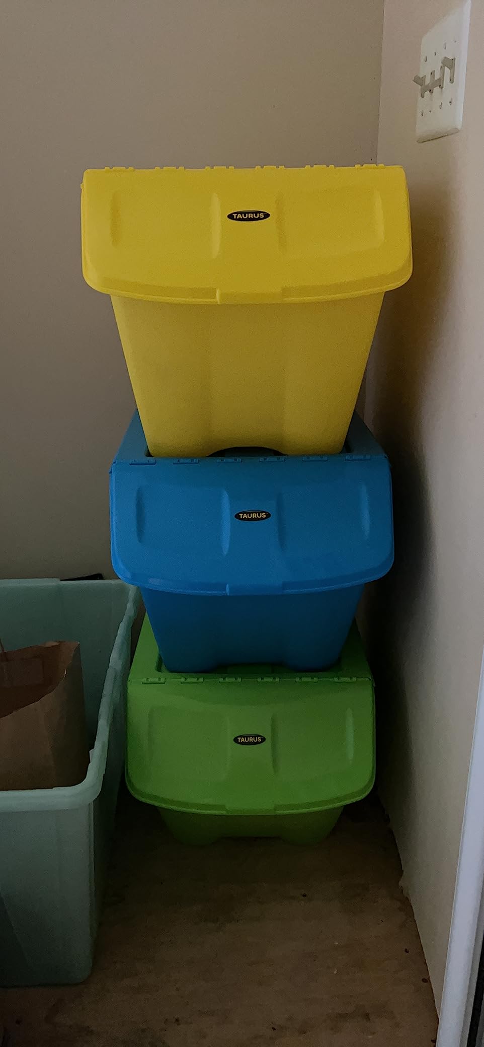 $9/mo - Finance Redmon since 1883 10 Gallon Stackable Shutter 3 PC Set ...