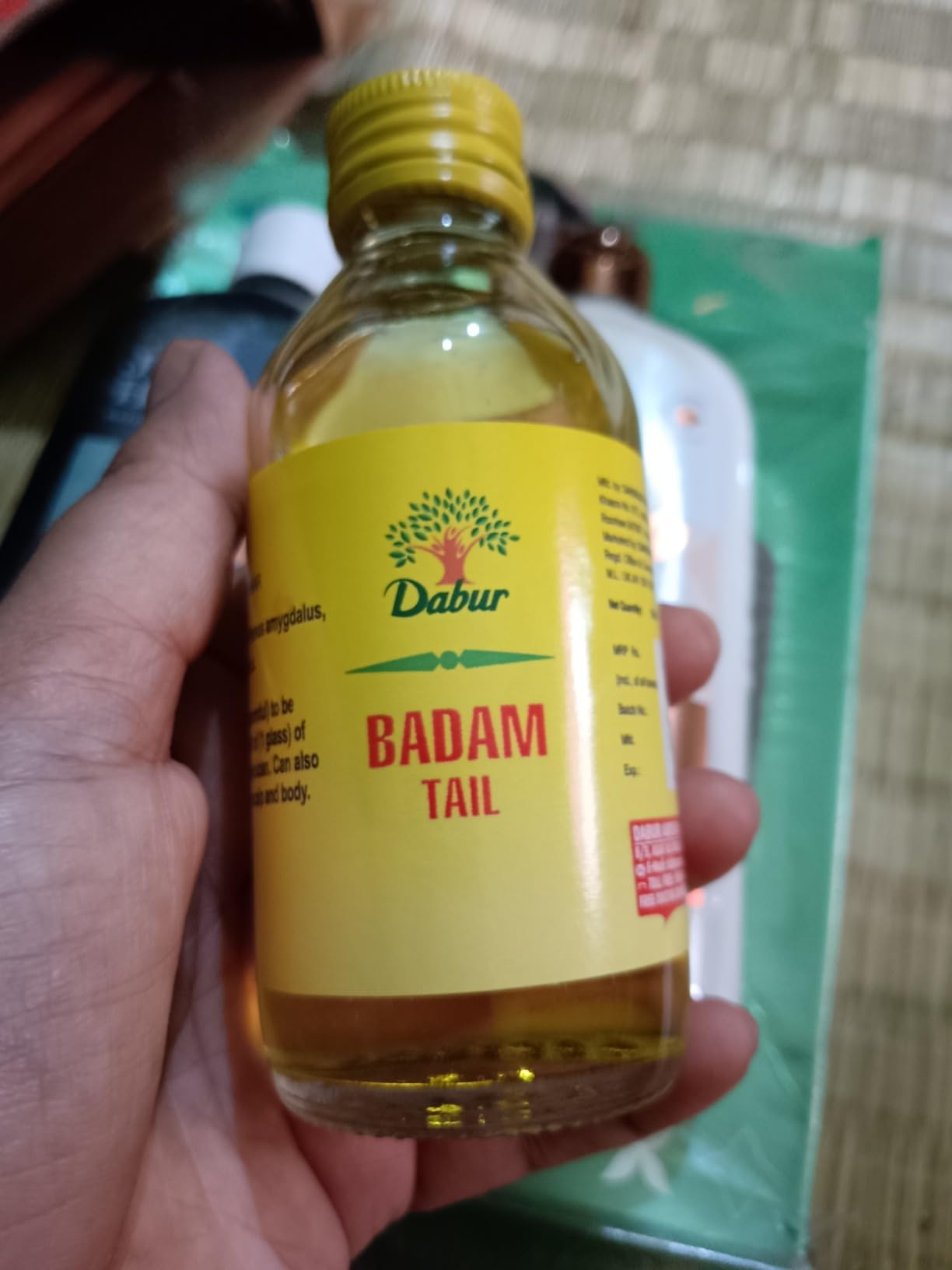 Buy Dabur Badam Tail - 100ml | Sweet Almond Oil | Rich in Vitamin-E ...