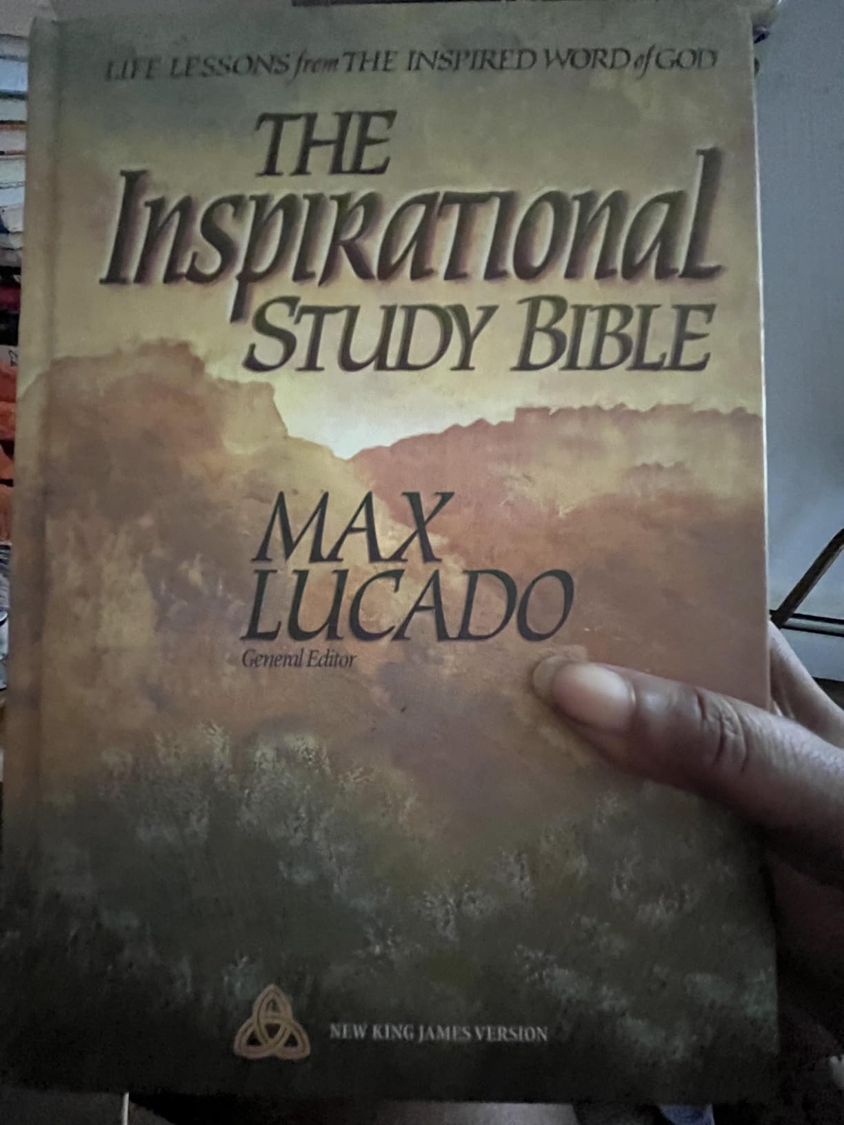 The Inspirational Study Bible New King James Version: Life Lessons from ...