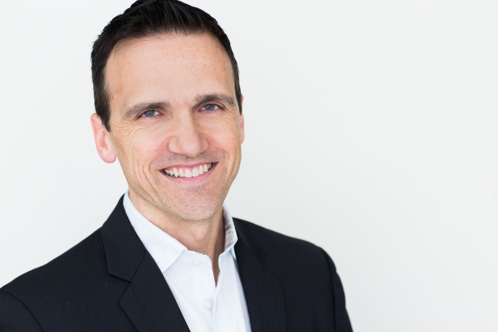 Amazon.com: Trace Kingham: books, biography, latest update