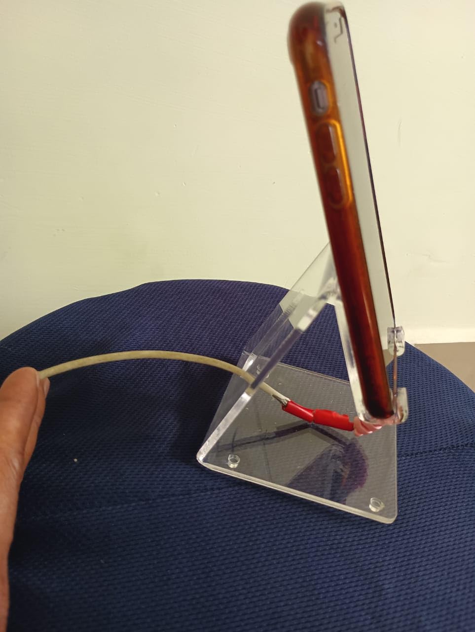 GEOCARTER Clear Acrylic Cell Phone Stand | Transparent Portable Mobile ...