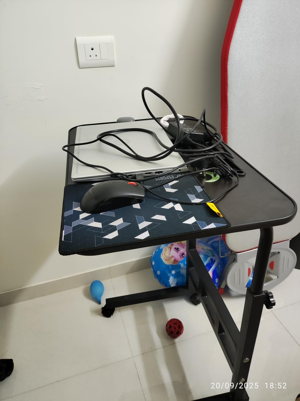 APPUCOCO Height Adjustable Trolly Portable Table with Wheels ...