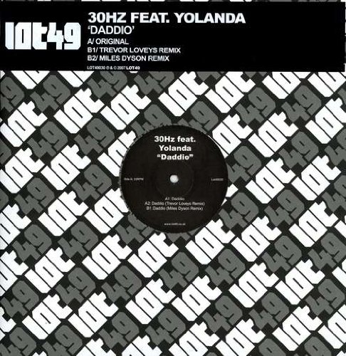 Daddio: 30hz: Amazon.in: Music}