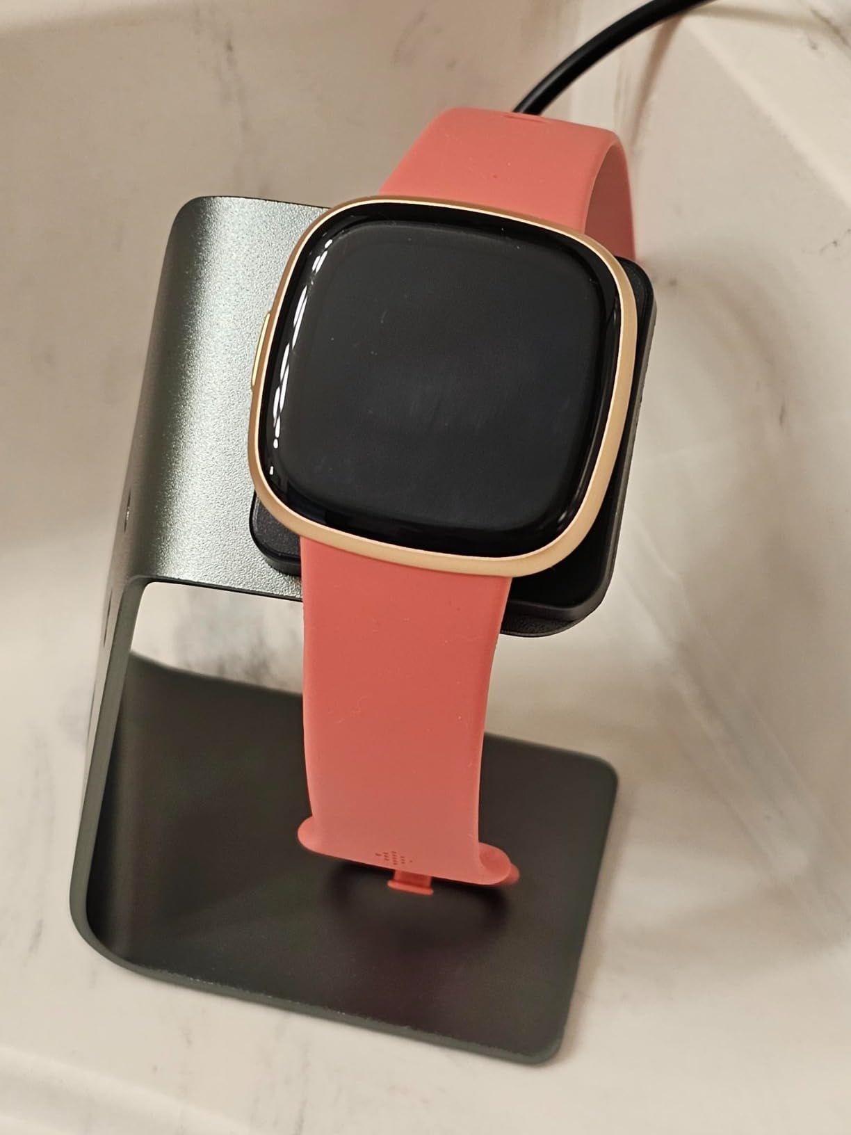 Amazon.com: Charger Stand Dock for Fitbit Sense/Sense 2/Versa 3/Versa 4 ...