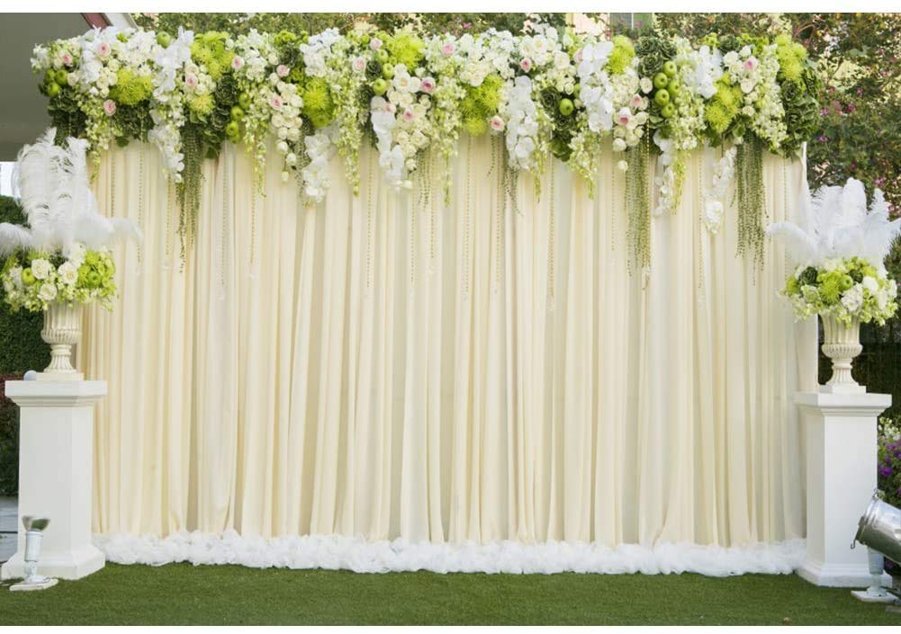 Wedding Stage Decoration With White Flowers