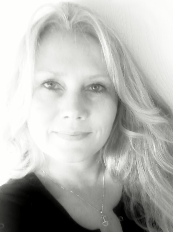 Amazon.com: M. Elaine Moore: books, biography, latest update