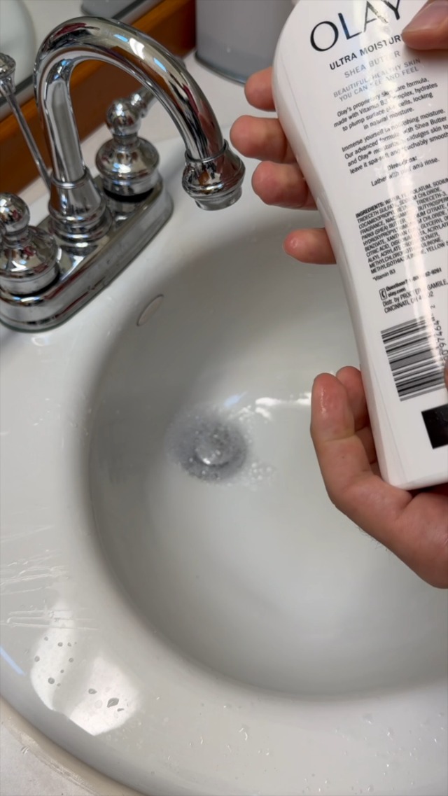 Watch Body Wash Smells Great - Olay Shea Butter on Amazon Live