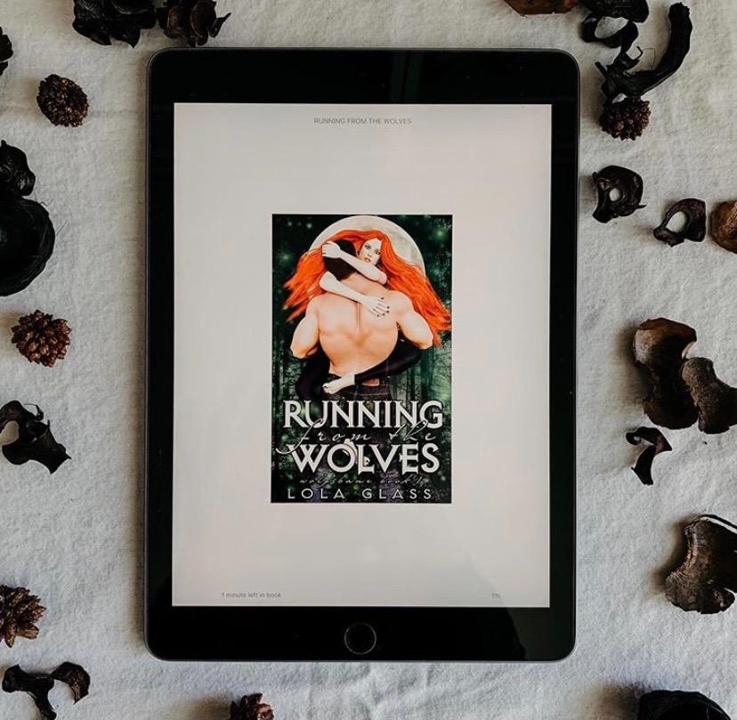 Running from the Wolves (Wolfsbane Book 1) eBook : Glass, Lola: Amazon ...