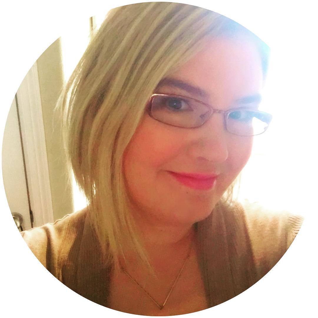 Amazon.com: Angela Graham: books, biography, latest update