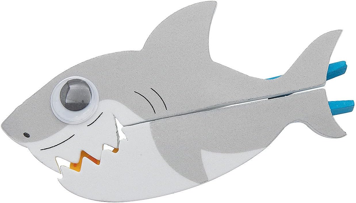 Amazon.com: Fun Express Clothespin Shark Craft Kit - VBS Vacation Bible ...