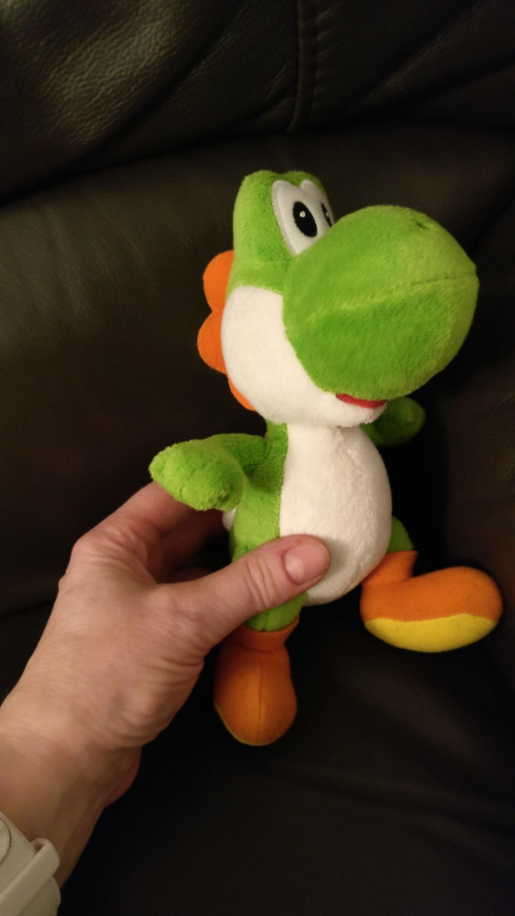Nintendo "World of Nintendo Yoshi" Plush Toy : Amazon.co.uk: Outlet