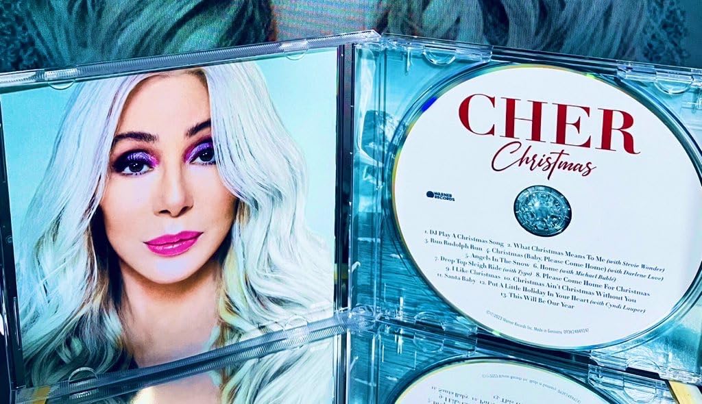 Amazon.com: Christmas (Amazon Exclusive Cover): CDs & Vinyl