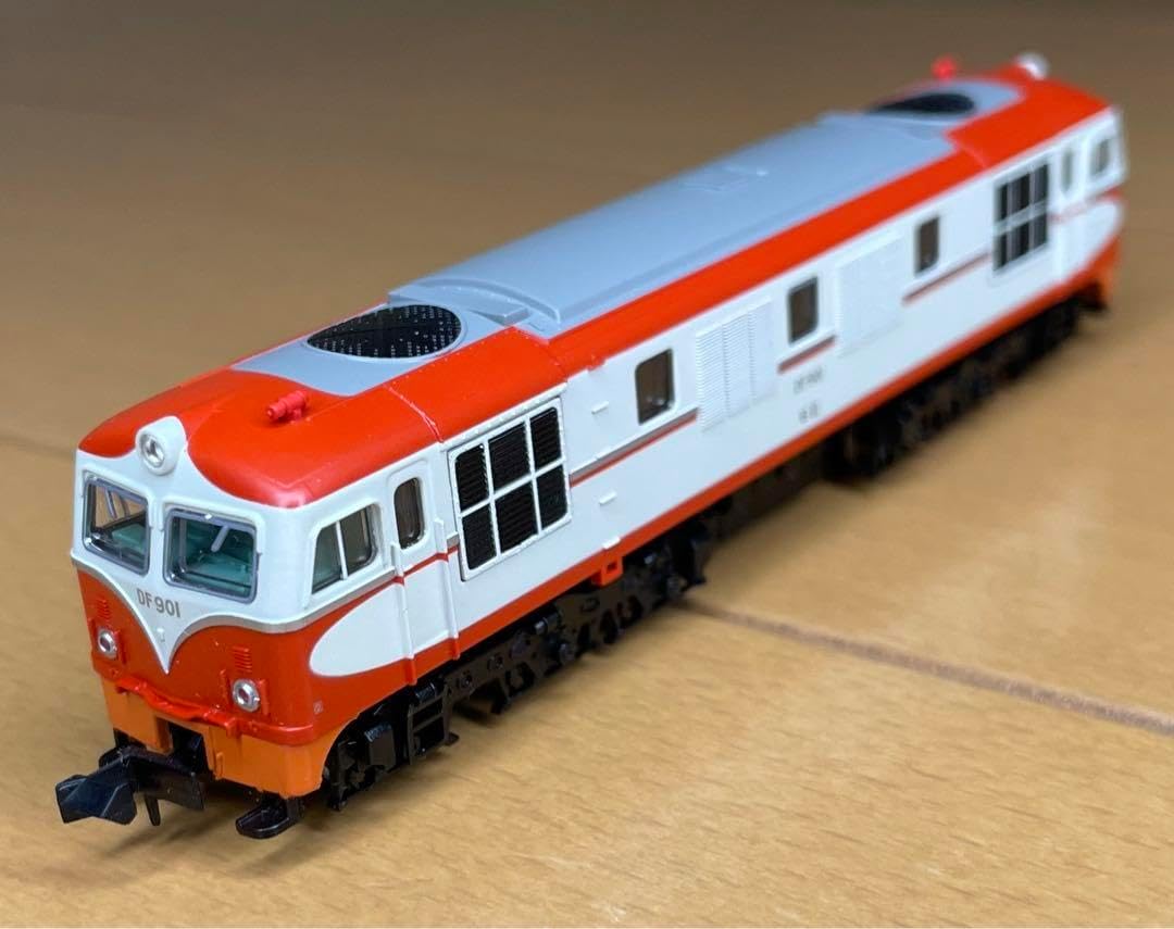 Amazon.co.jp: マイクロエース 国鉄 DF90-1 A R C 塗装 A8203 N93J : おもちゃ