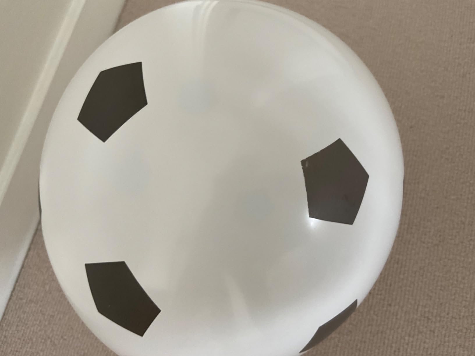 Fltengle 30Pcs Football Balloons 10 Inch White Football Balloons for ...