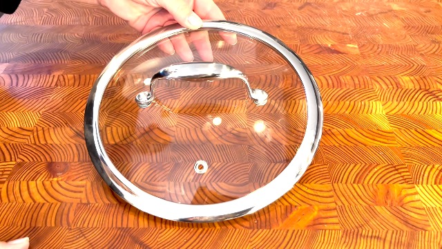 Watch Chef approved. Scratch-resistant. Hexclad is the future! on ...