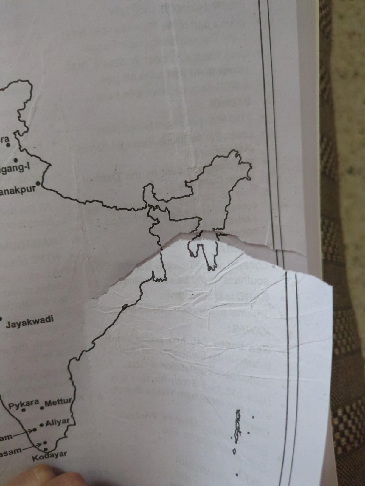 Buy India Through Maps Book Online at Low Prices in India | India ...