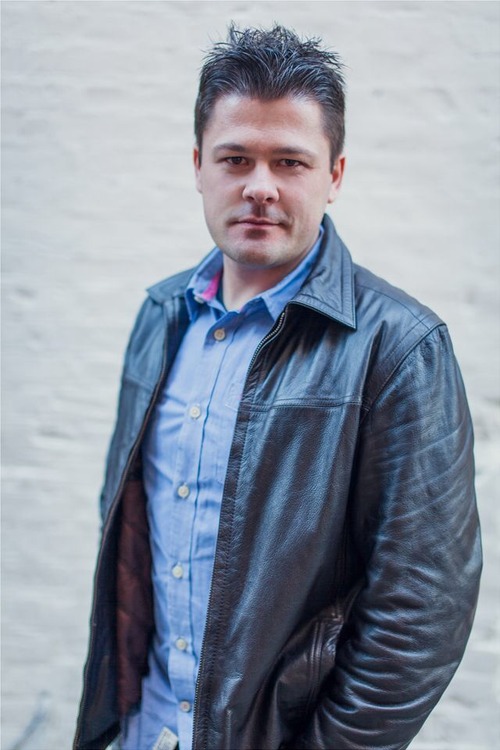 Amazon.co.uk: Chris Cowlin: books, biography, latest update