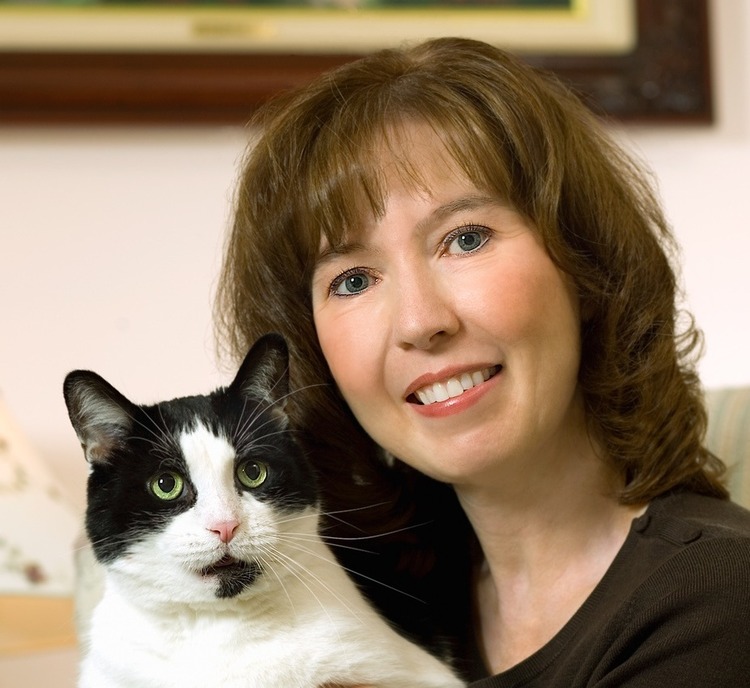 Amazon.com: Allie Phillips: books, biography, latest update