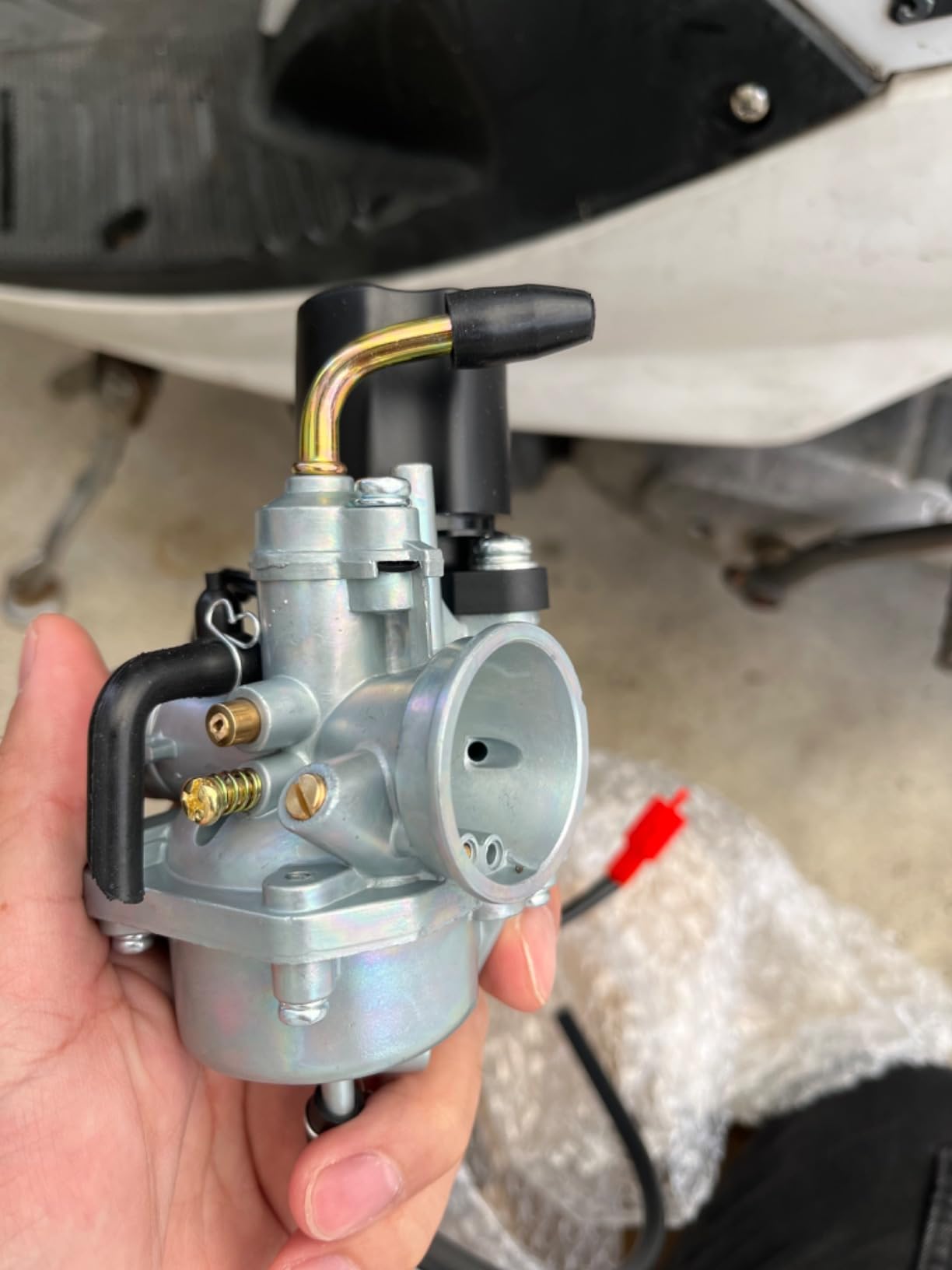 Amazon | キャブレター 2個 YAMAHA JOG バイク用 交換 修理 加工 部品 パーツ キャブクリーナー キャブレタークリーナー バイク 50cc pc20 キャブレター ...