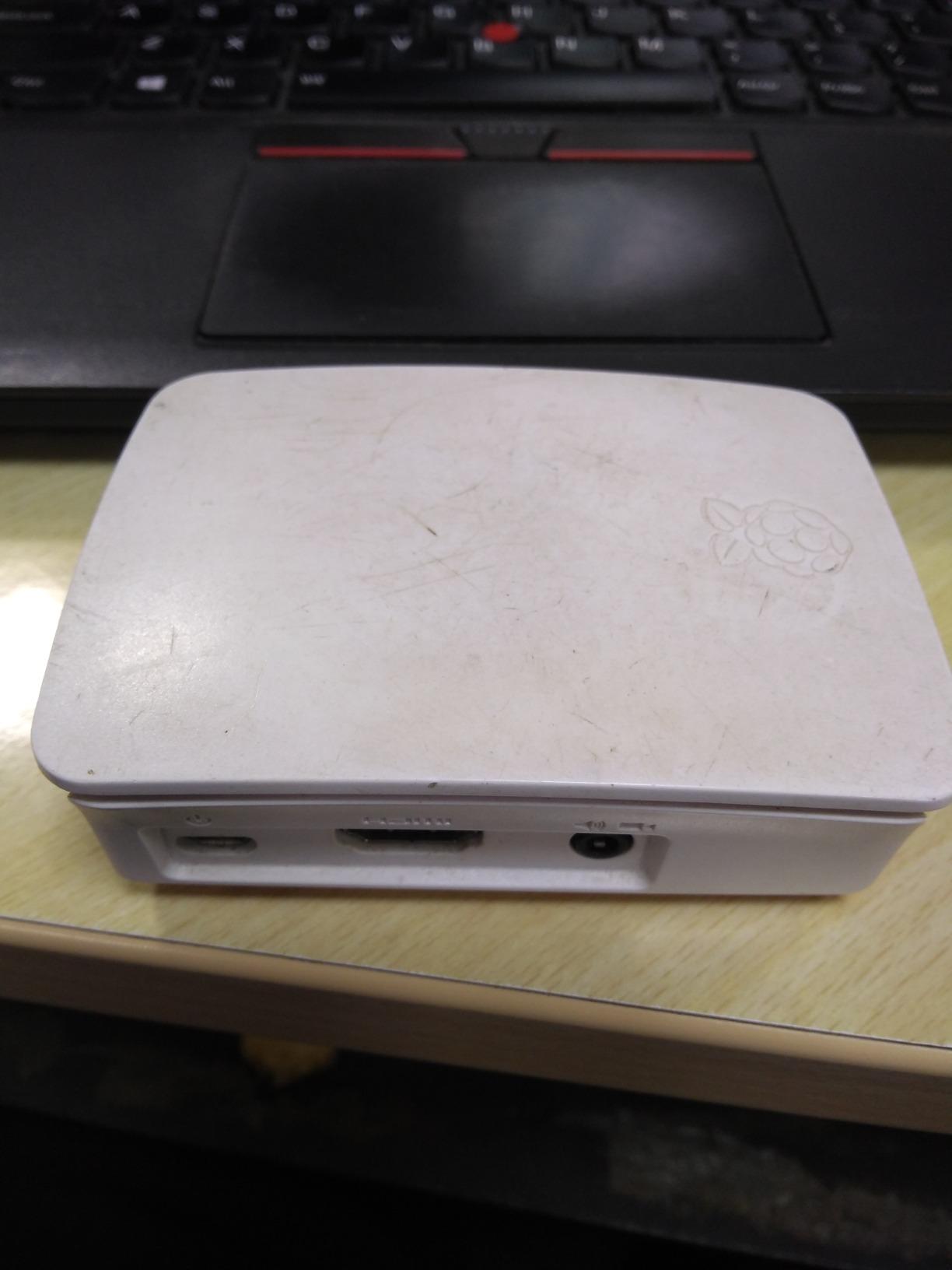 Raspberry Pi 3 Official Desktop Starter Kit (16Gb, White) : Amazon.in ...