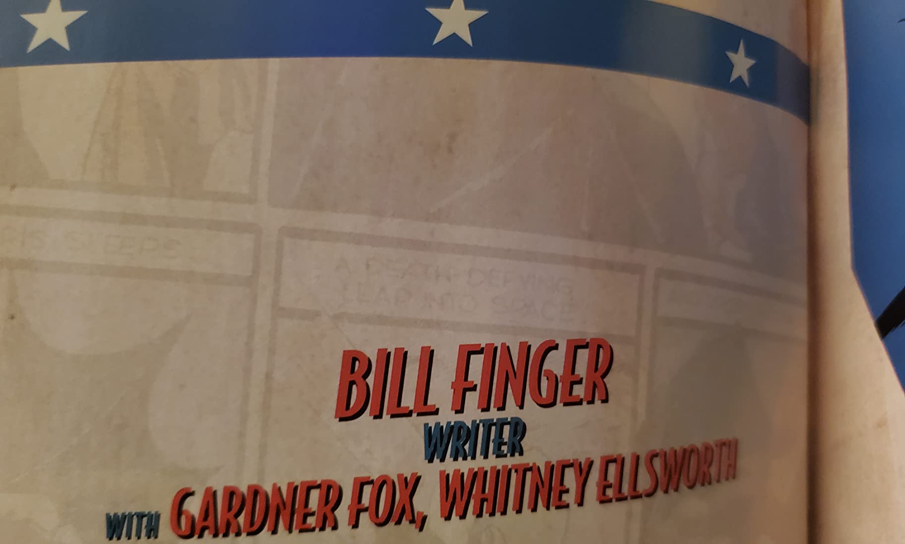 Amazon.com: Batman the Golden Age 1: 9781401263331: Finger, Bill, Fox ...