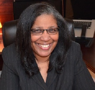 Amazon.com: Detra Denay Davis: books, biography, latest update