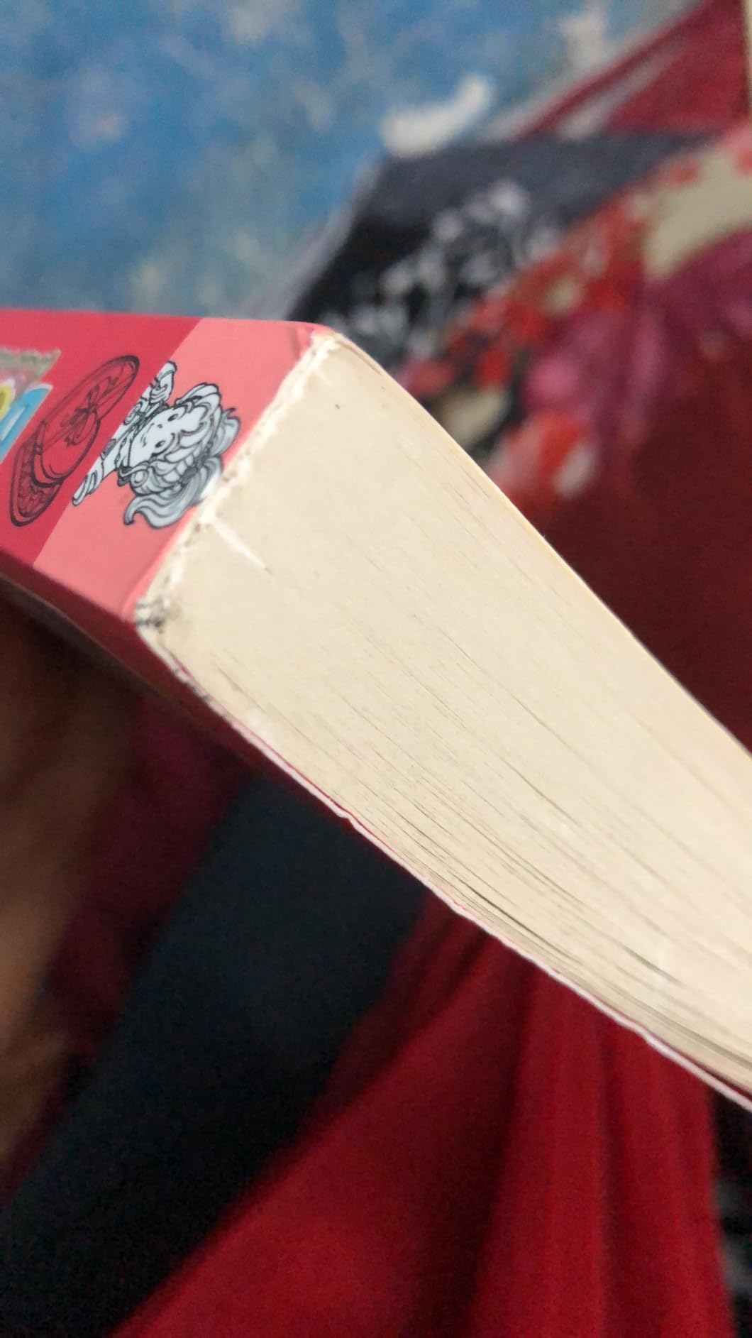 HOLIDAY HEARTBREAK : RACHEL RENEE RUSSELL: Amazon.in: Books