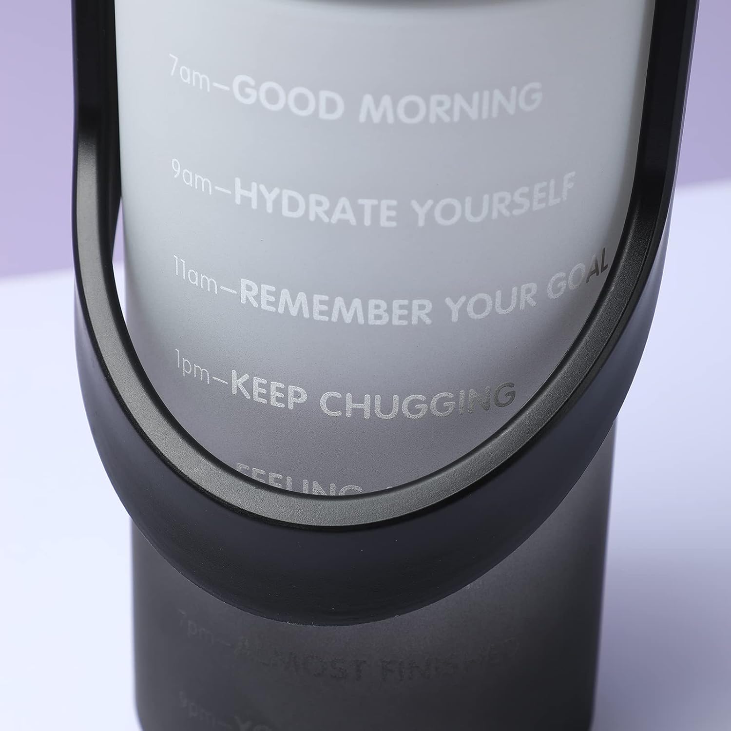 MINISO 67 oz Gradient Water Bottle User Manual