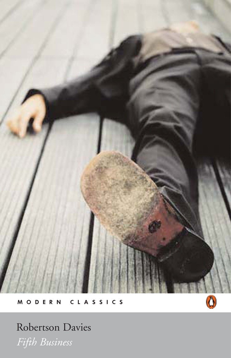 Fifth Business: Davies, Robertson, M.G. Vassanji: 9780143051381: Books ...