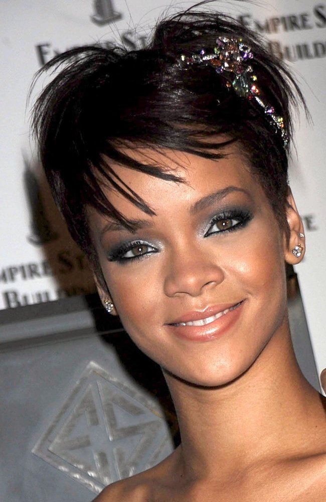 Rihanna Pixie Cut 2008
