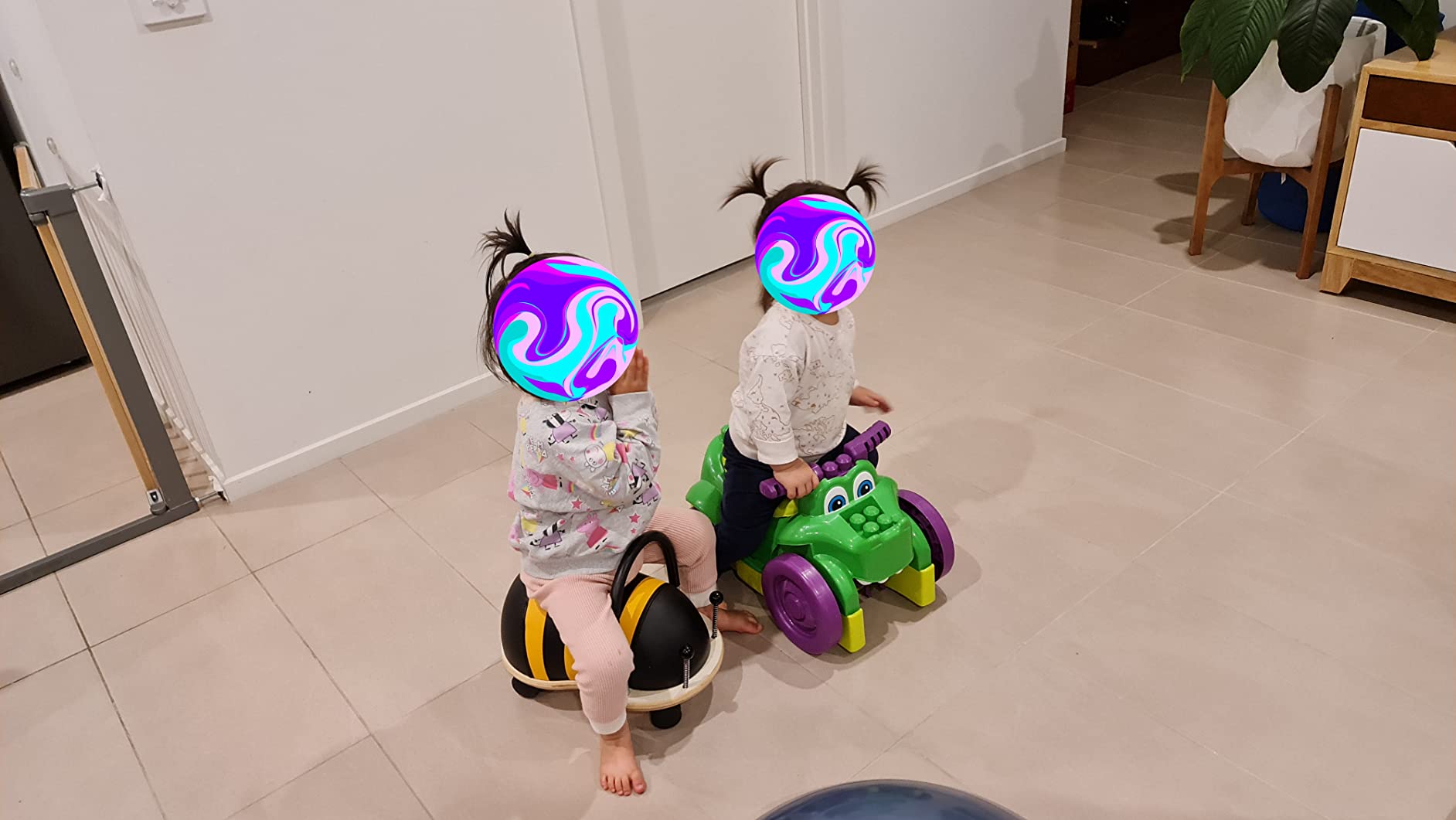 Original Wheely Bug Small Bee Toddler Ride-On Toy : Amazon.com.au: Toys & Games