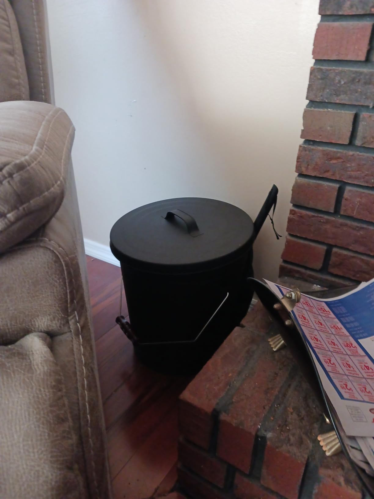 $9/mo - Finance Home-Complete 4.75 Gallon Black Ash Bucket with Lid and ...