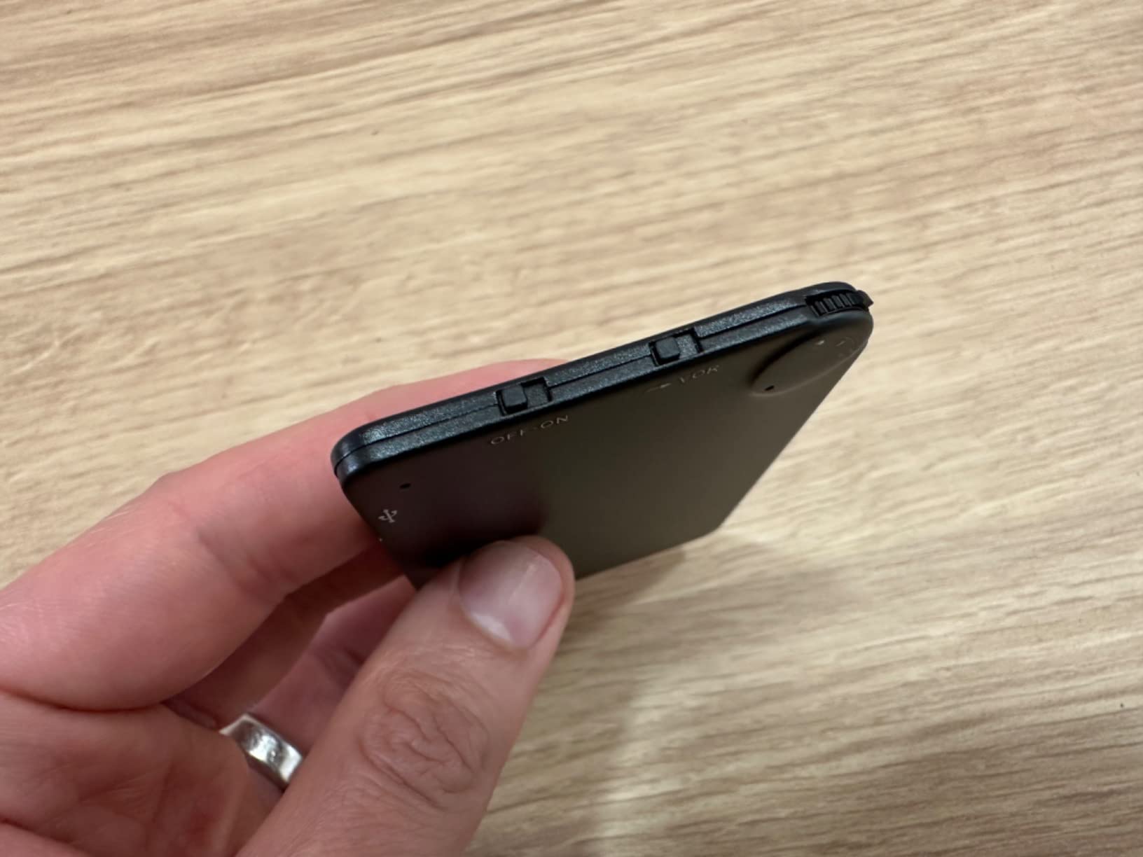 Professional Ultra-Thin Activated Digital Voice Recorder for Meetings ...