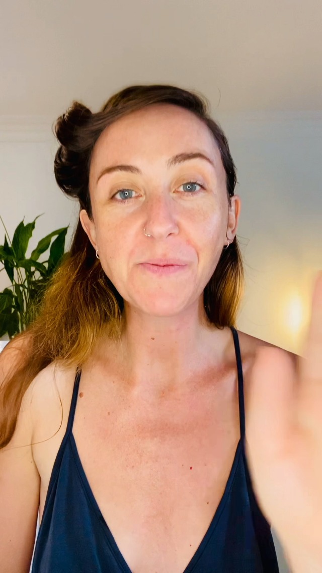 Watch Myolift Mini Microcurrent Device Review on Amazon Live