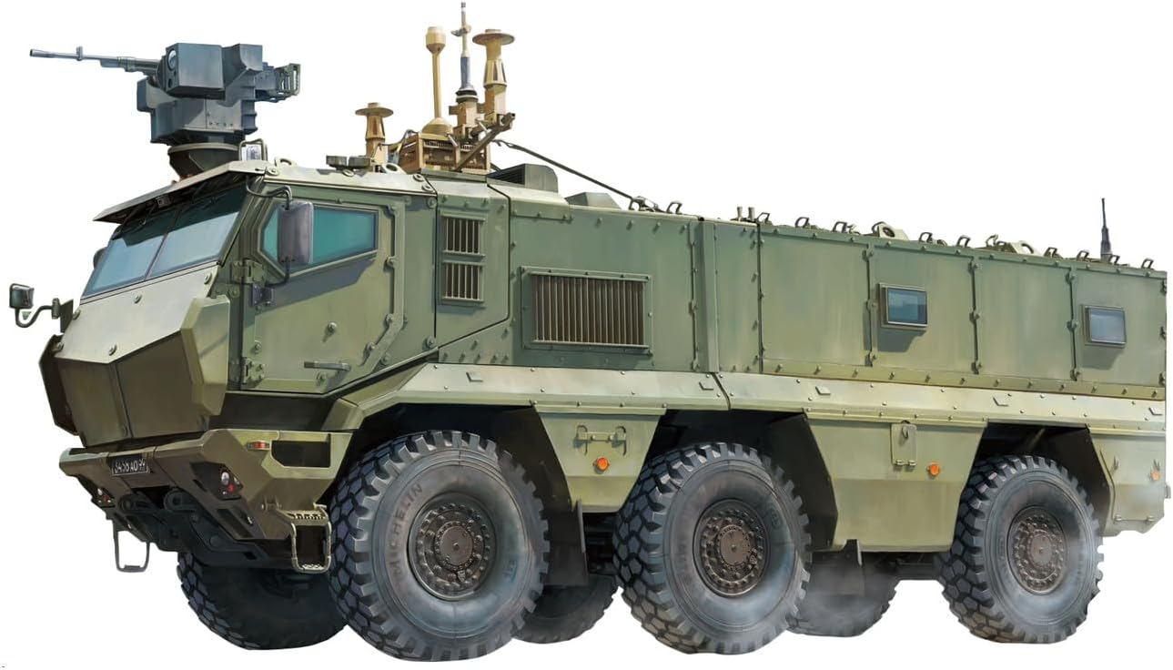 Takom model - takom 2173 kamaz typhoon-k : Amazon.it: Giochi e giocattoli