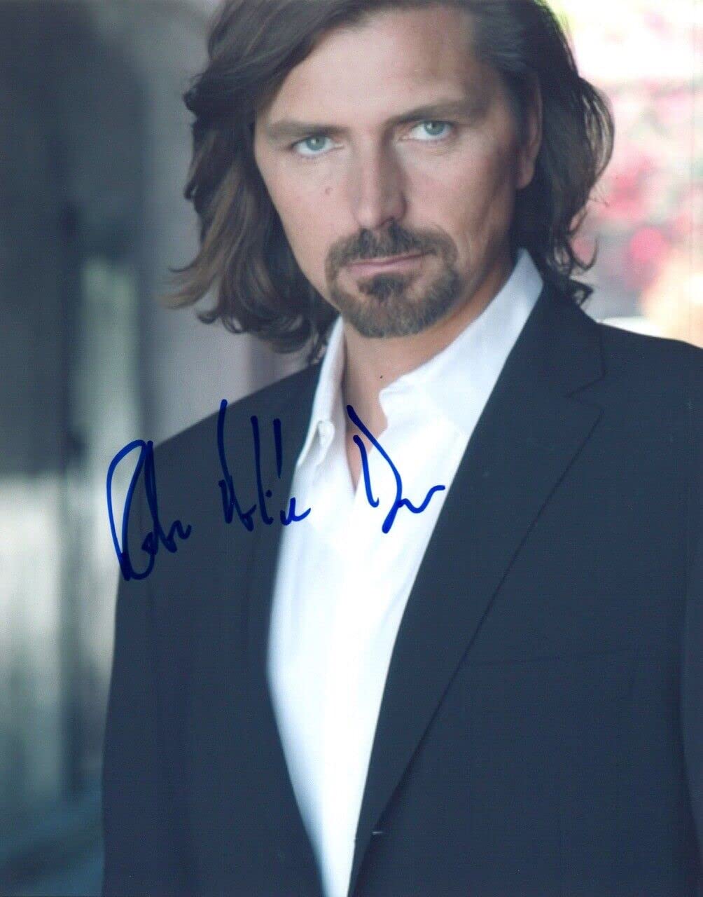 Robin Atkin's Instagram, Twitter & Facebook on IDCrawl