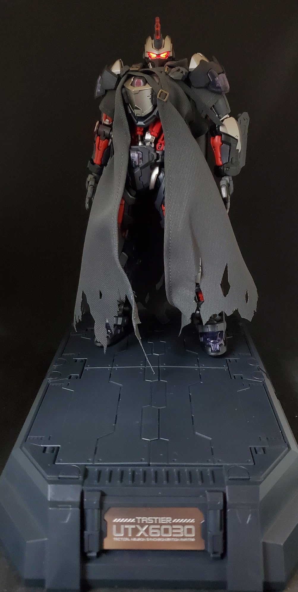 Amazon | ウェーブ 超限零点/OVER ZERO TASTIER (初回限定版セット) 1/10スケール 全高約20cm プラモデル ...