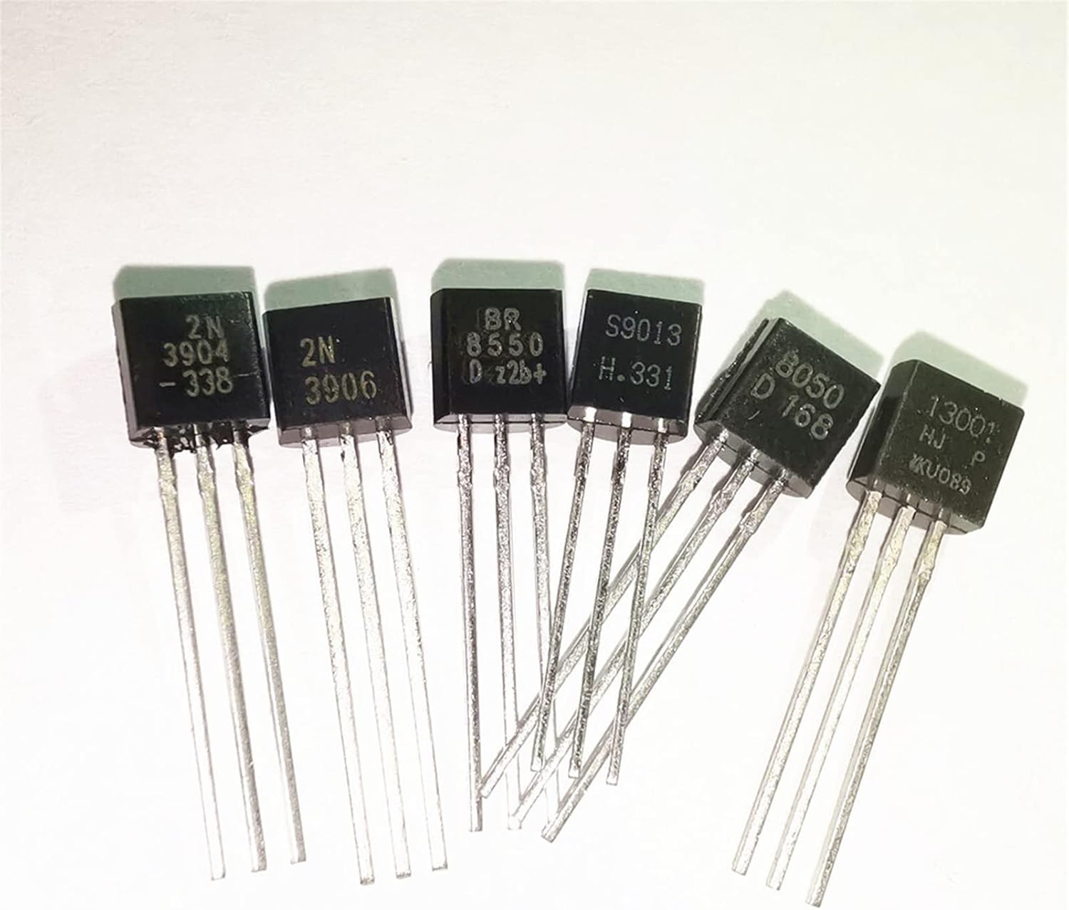 Kigauru Transistor 100pcs 2n3904 2n3906 2n3903 2n2907 2n4401 2n2222 ...