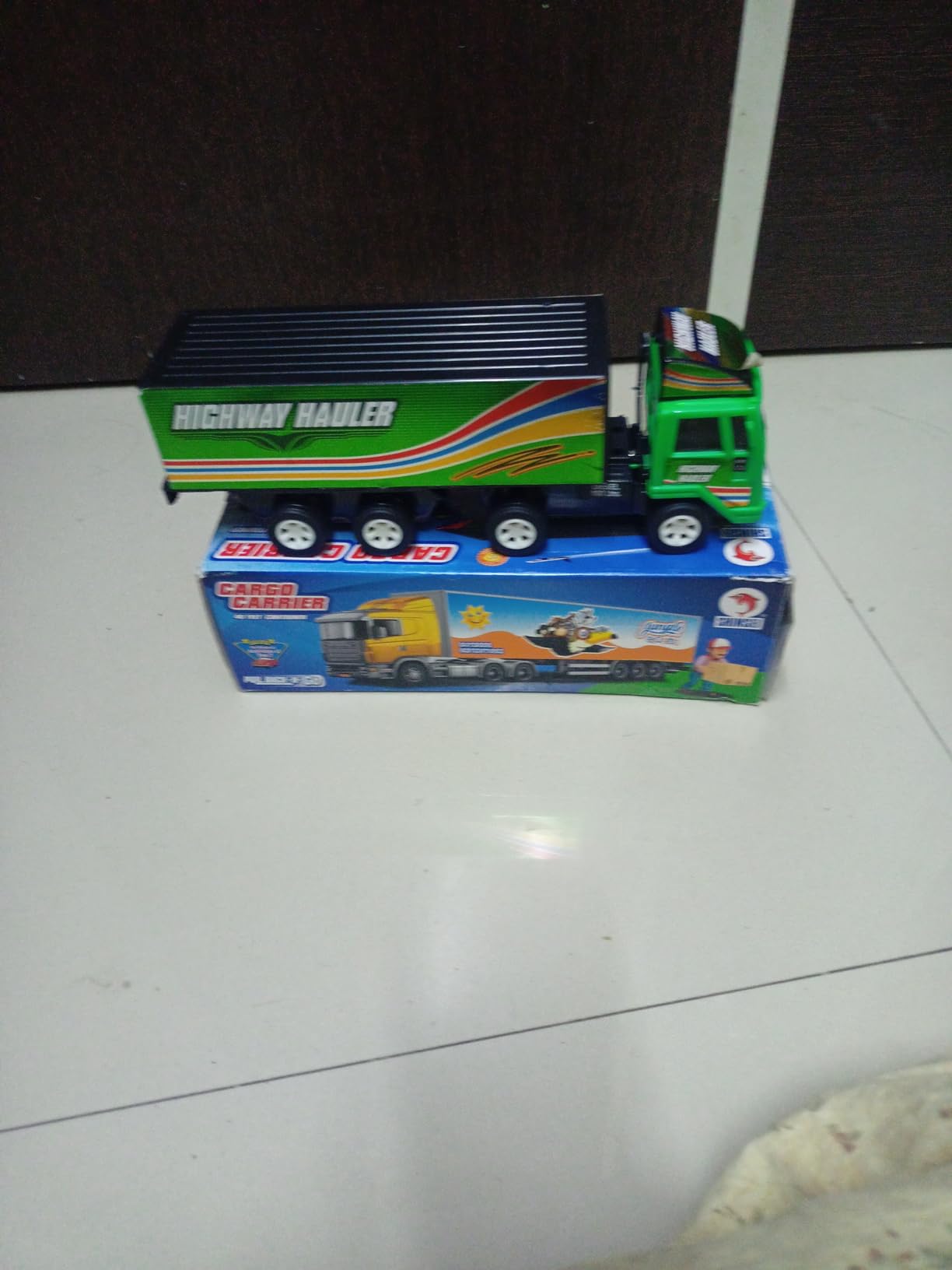 Shinsei Cargo Carrier Truck Maintenance Free Pullback Spring Action ...