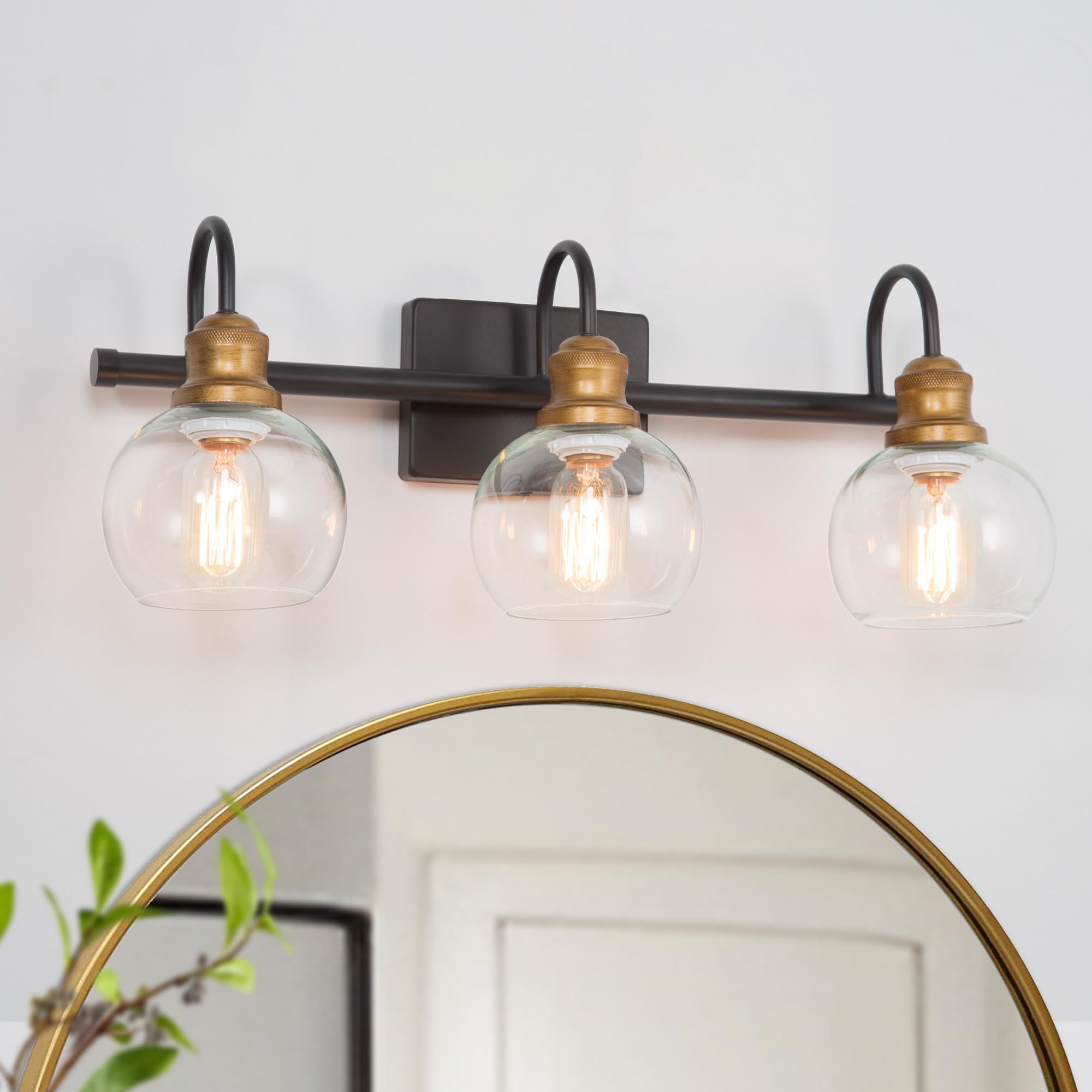 7 Best Antique Bathroom Light Fixtures | Warm Vintage Style
