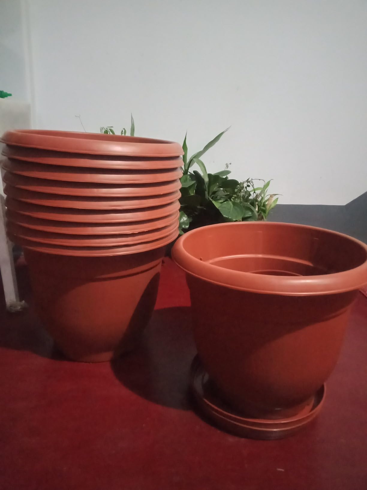 Aura Round Decor Flower pots 12 Inch Virgin Plastic Indoor/Outdoor ...