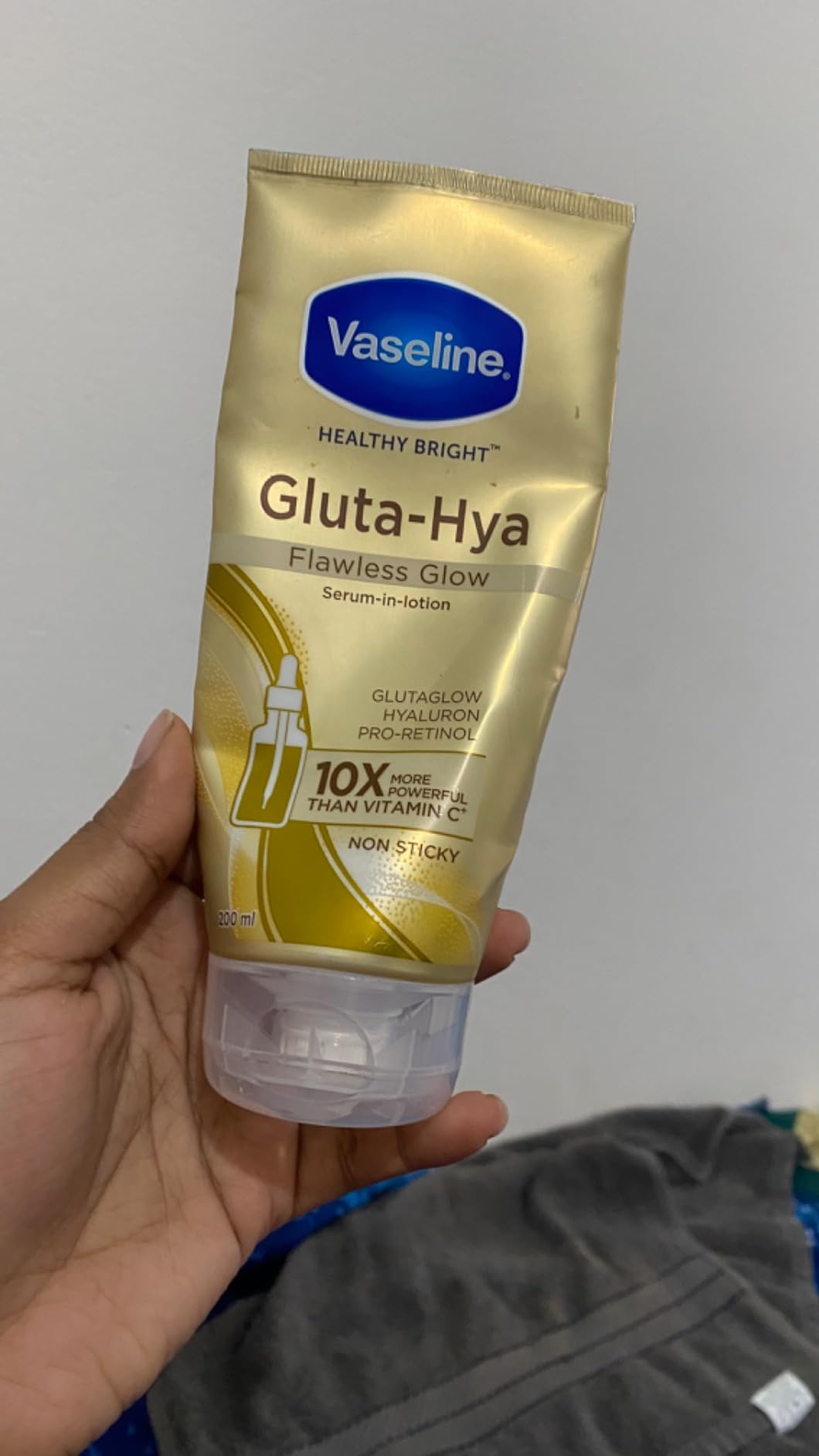 Vaseline Gluta-Hya Flawless Glow Lotion | For Face & Body |Bright ...